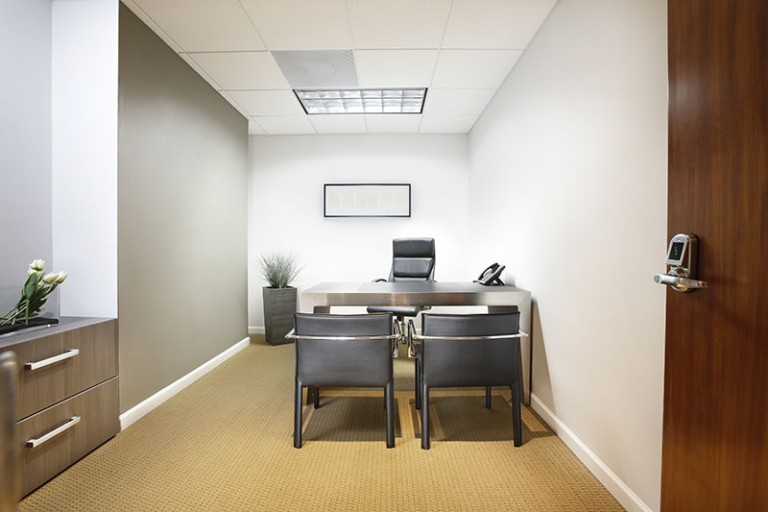 MIAMI BEACH / GALLERY – ANEX Office